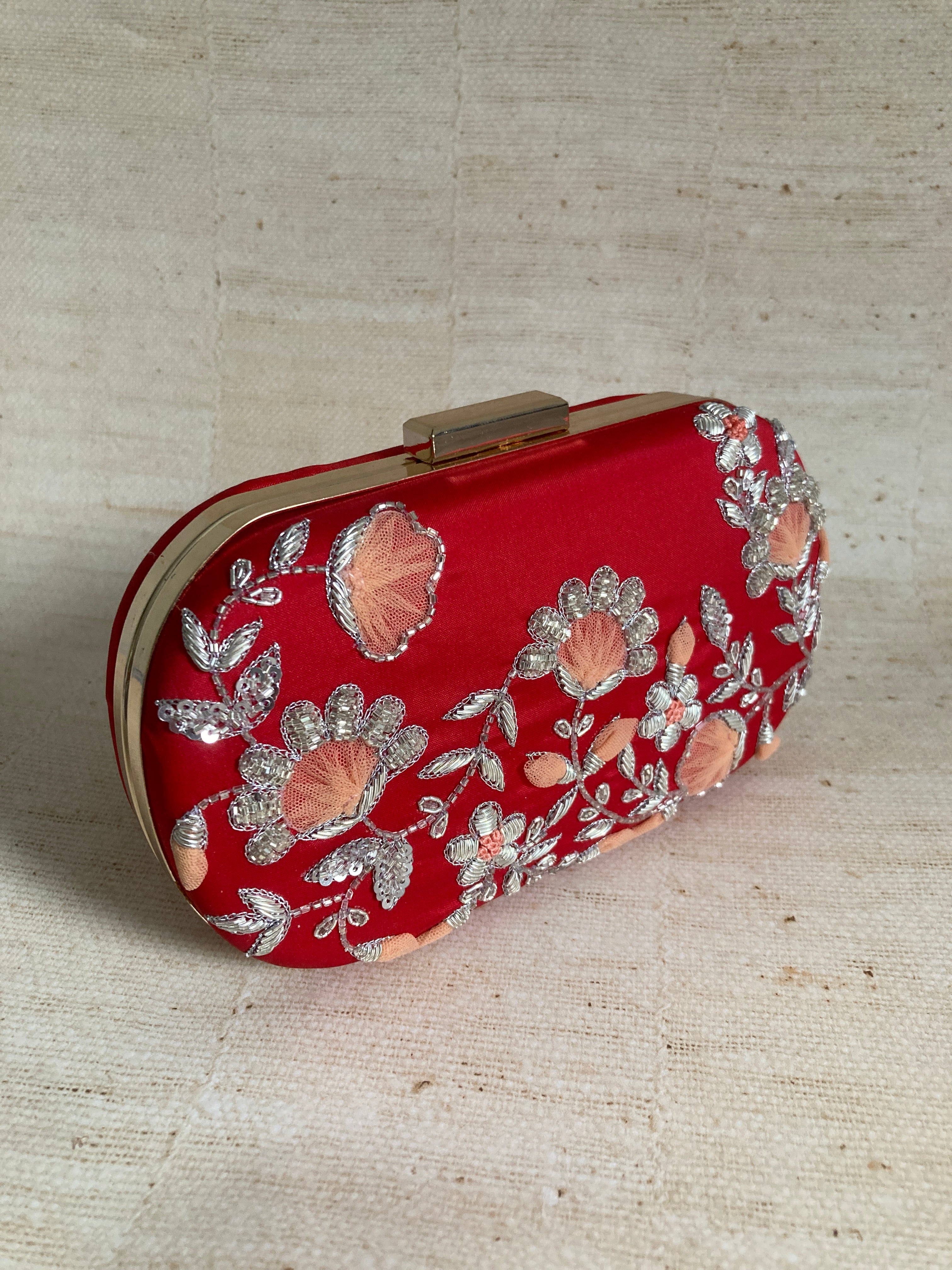 Suhaavi (ST841) (Red) – Simran Ragi Collection